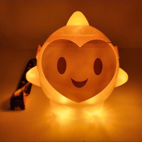 Disney | Other | Disney Parks Wish Star Sipper Light Up Cup Container ...